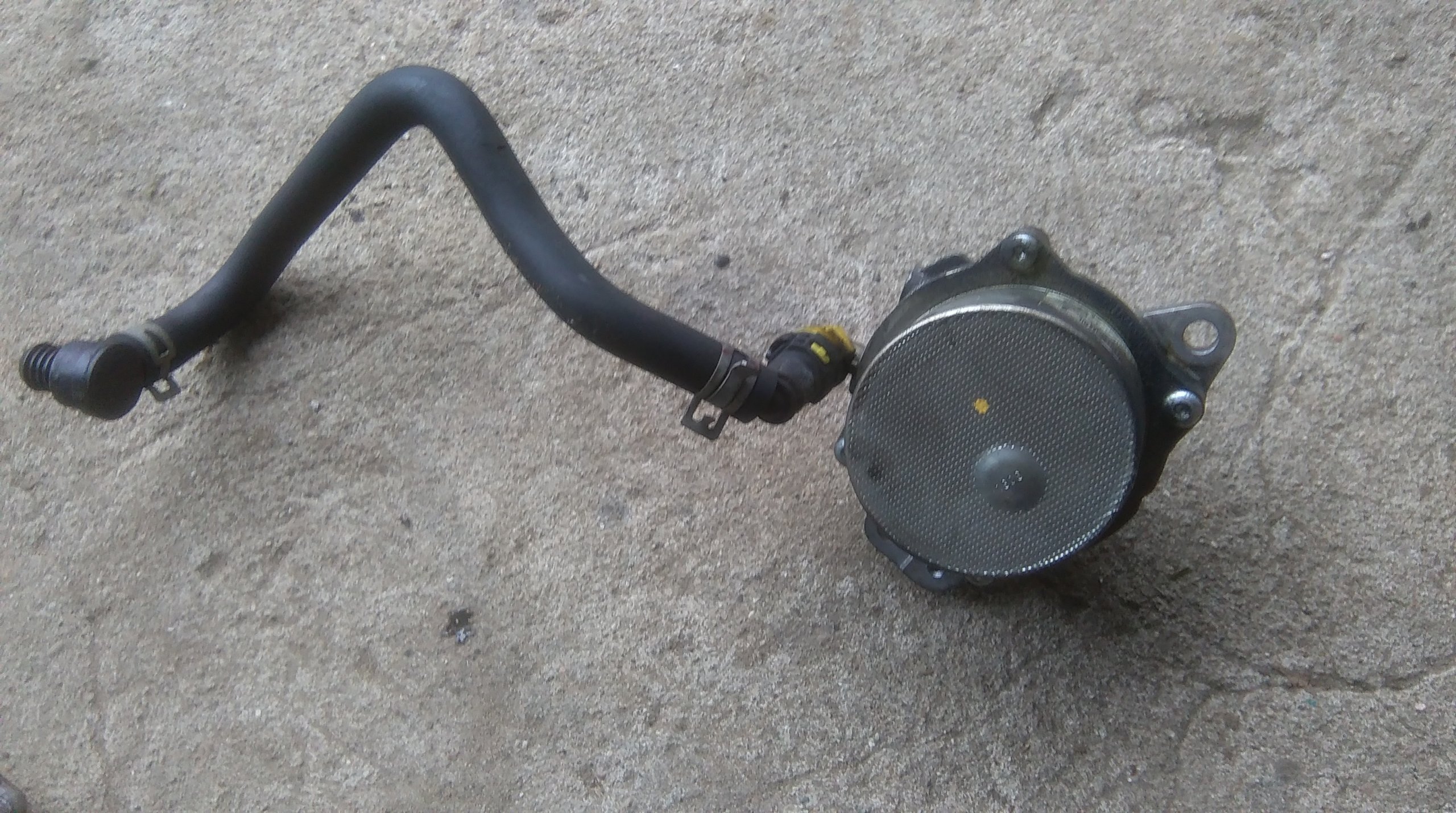 Купить SUZUKI SWIFT MK6 1.3 DDIS ВАКУУМ НАСОС по Номеру