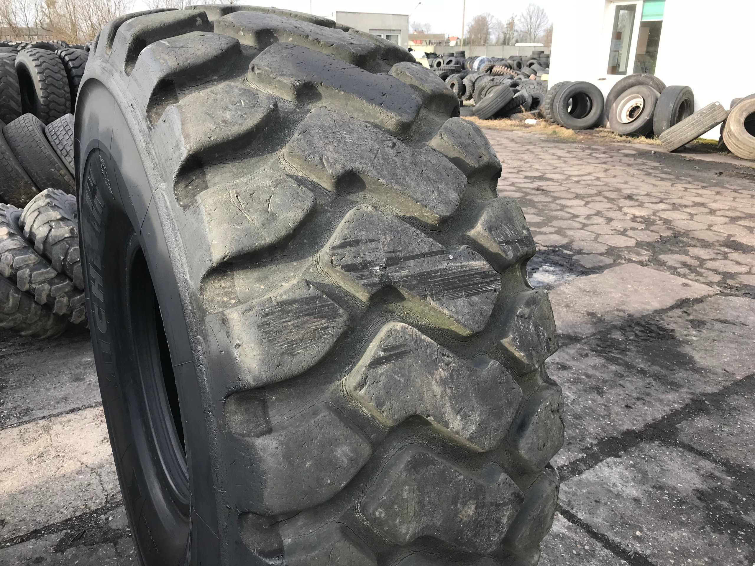 26.5R25 26,5-25 26.5R25 OPONA MICHELIN XHA - 7160828289 - oficjalne ...
