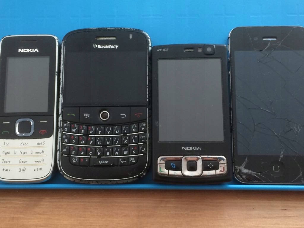 Stare telefony. Iphone, Blackberry, Nokia - 7442512533 - oficjalne ...