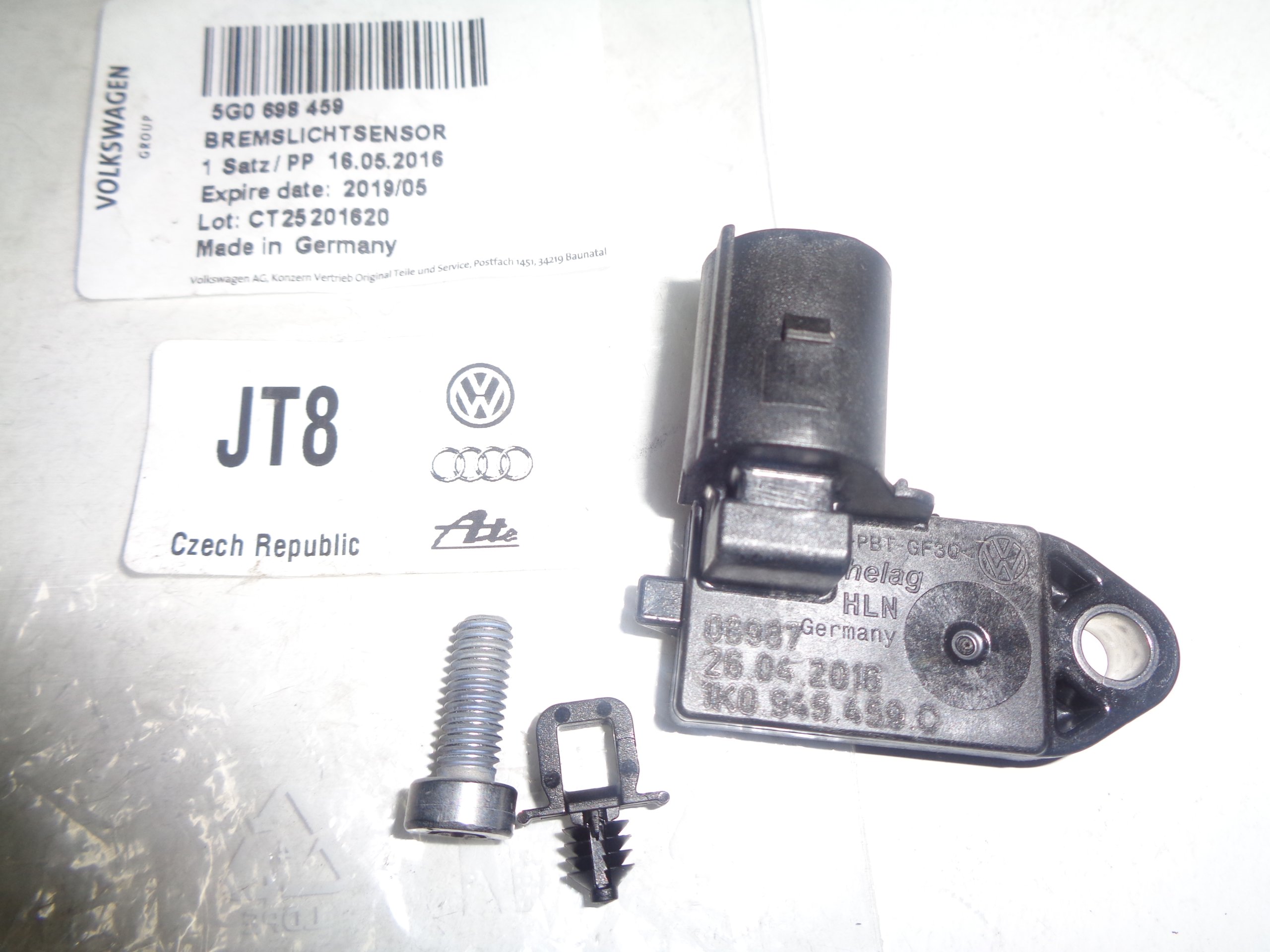 VW SKODA AUDI CZUJNIK POMPY HAMULCOWEJ 5G0698459 - 7328912858 ...