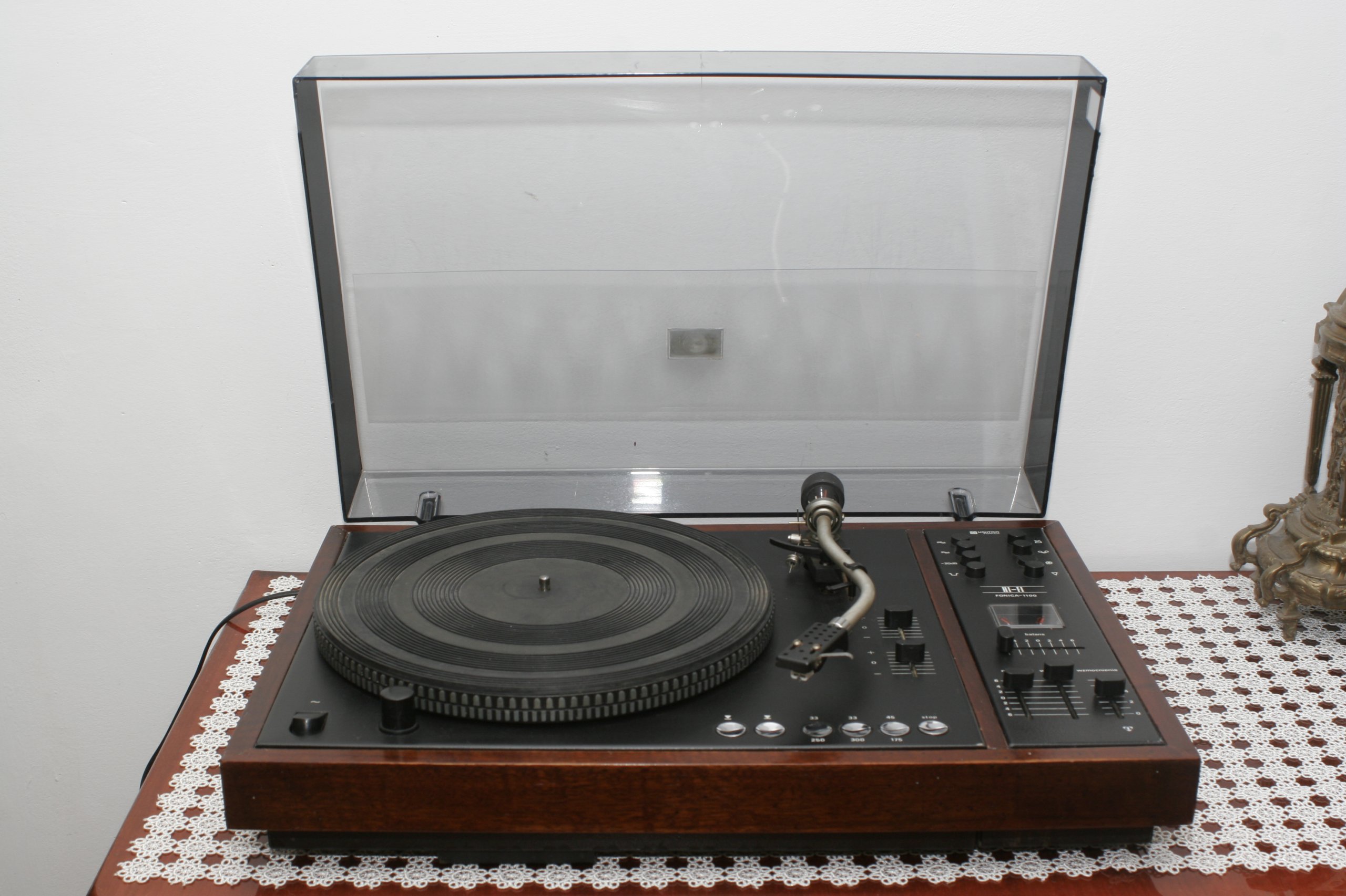 GRAMOFON UNITRA DANIEL WG-1100Fs ze wzmacniaczem - 7392516930 ...