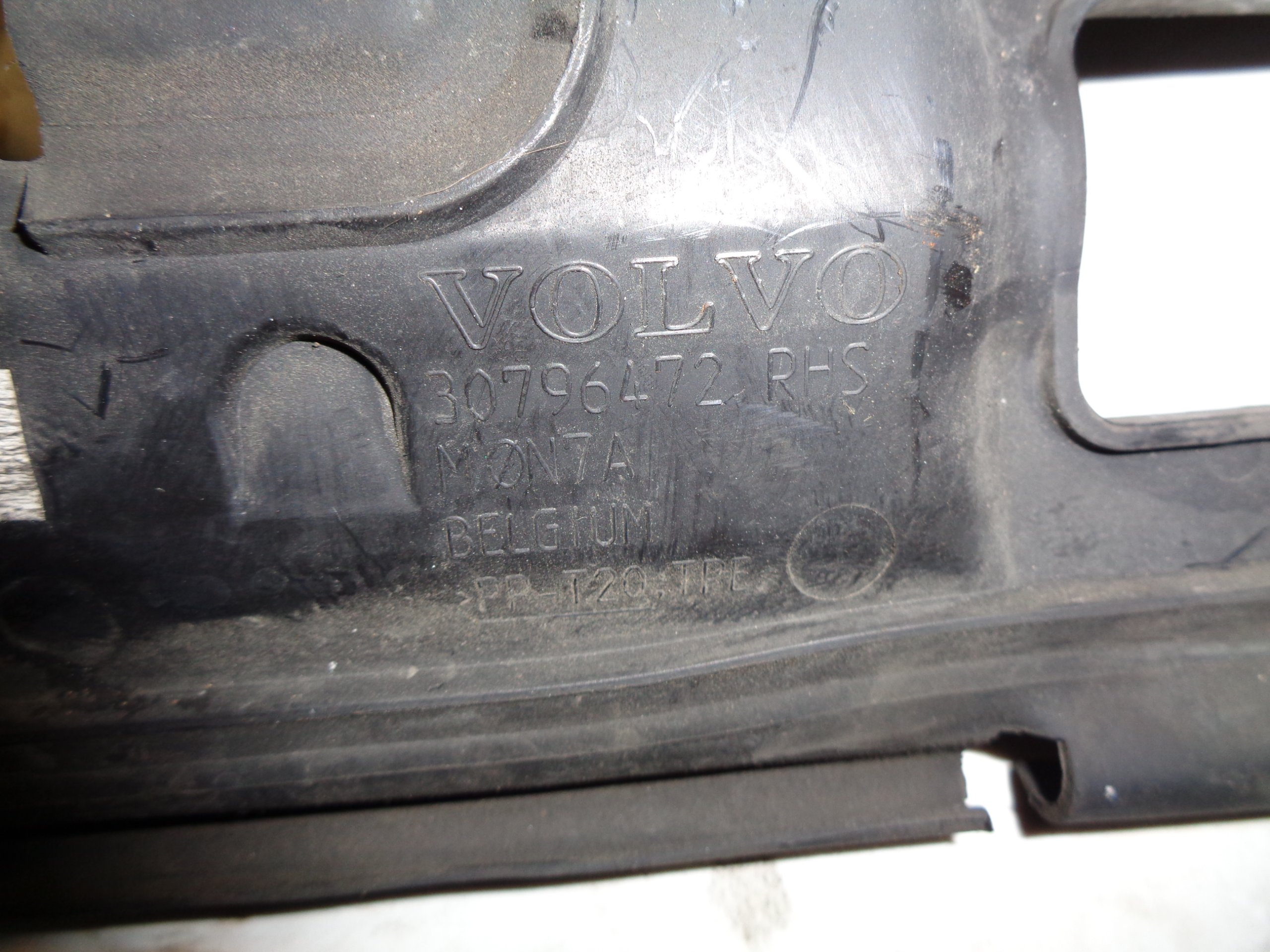 WLOT POWIETRZA VOLVO S60 V60 30796466 31323559 - 7216427956 - oficjalne ...