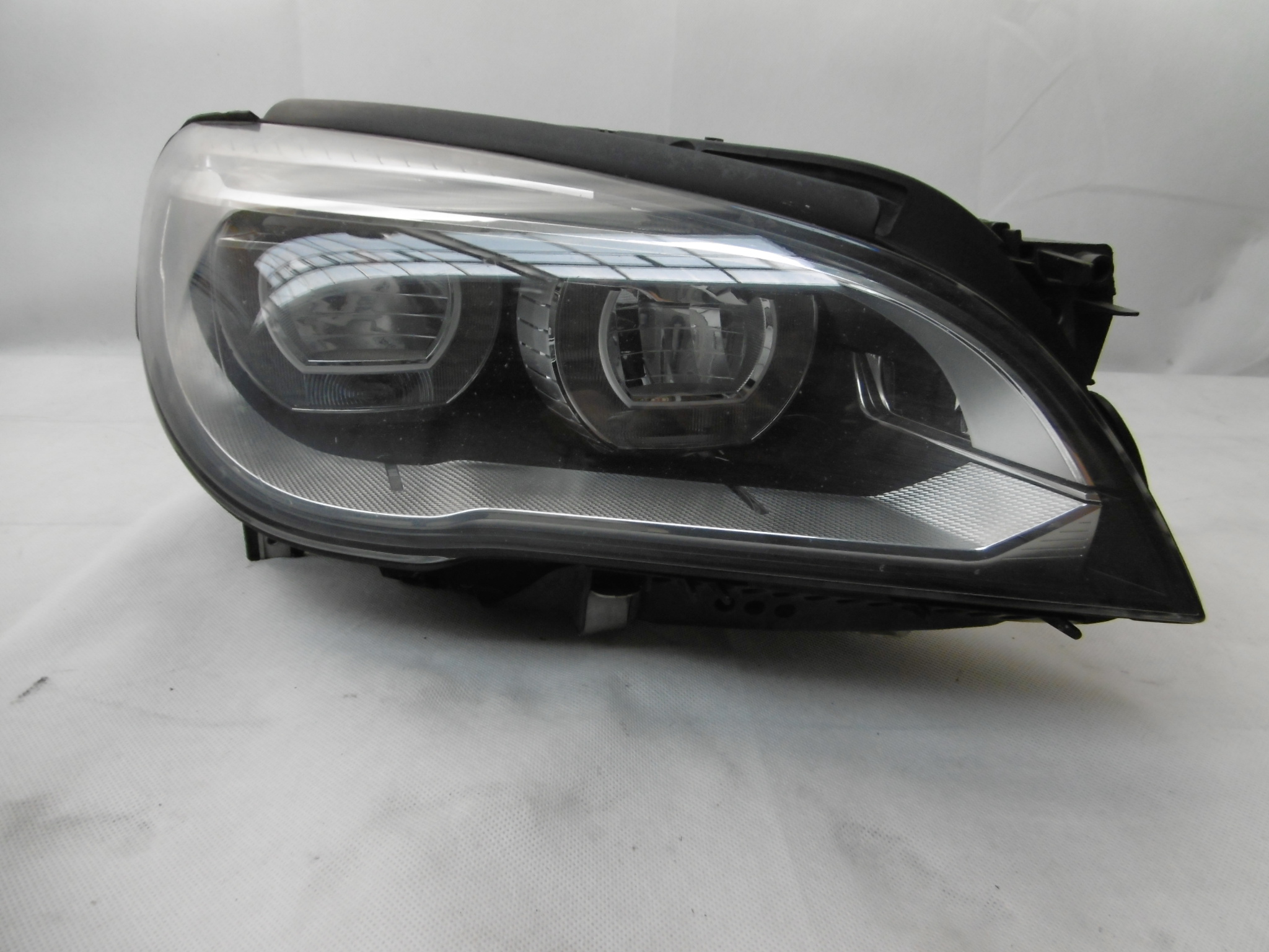 BMW 7 F01 REFLEKTOR LED PRAWY 63117348496 - 7345451962 - oficjalne ...