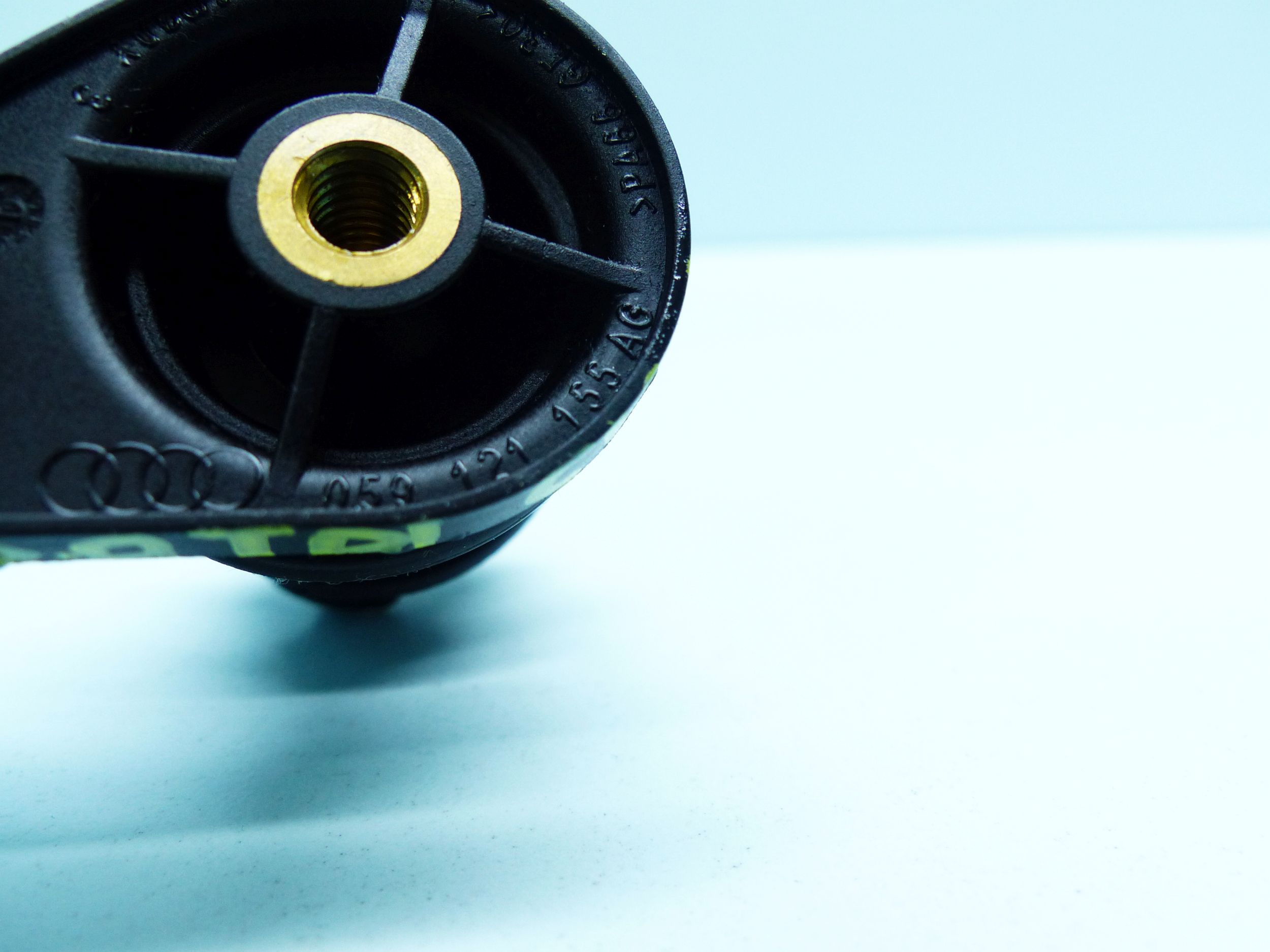 VW TOUAREG 7P 3.0 TDI V6 CVW KRÓCIEC 059121155AG - 7109107817 ...