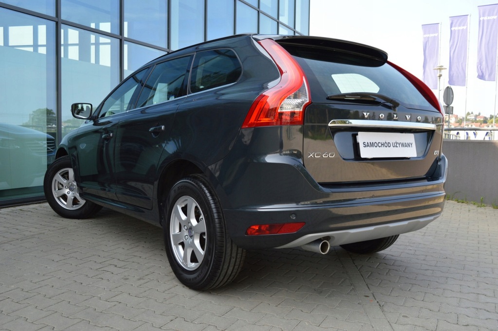 Volvo XC60 D3 Drive-E Momentum aut, 1wł., - 7731166816 - oficjalne ...