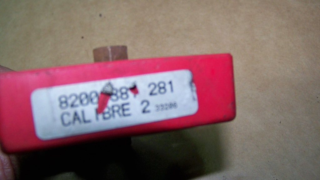 Renault Megane II 2 klema plus bezpiecznik - 7027344423 - oficjalne archiwum Allegro