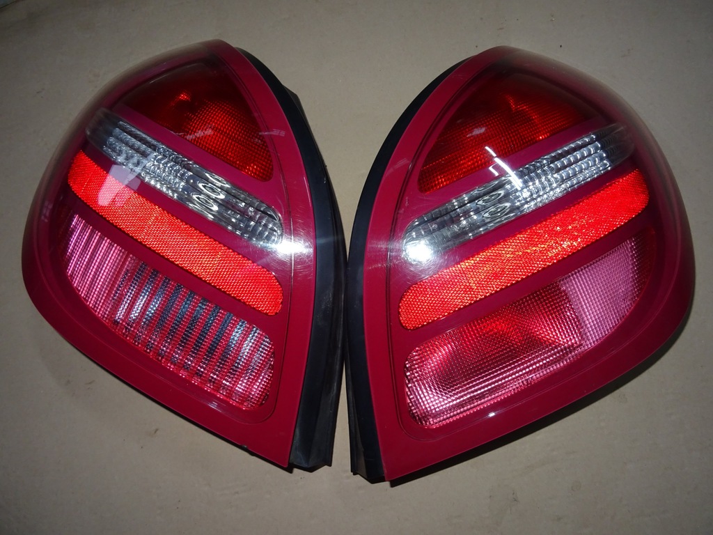 NISSAN ALMERA N16 LAMPA TYŁ LEWA - 7077809692 - oficjalne archiwum Allegro
