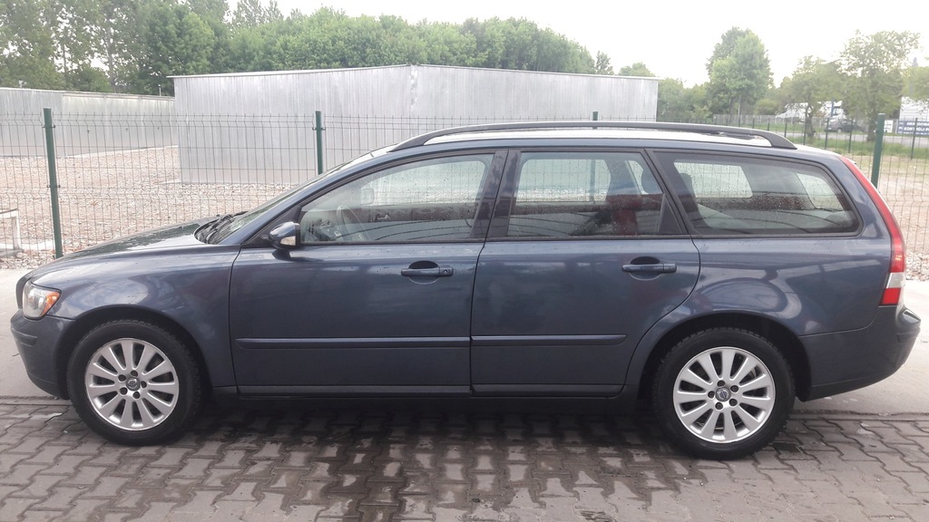 VOLVO V50 2.0D - 7360319230 - oficjalne archiwum Allegro