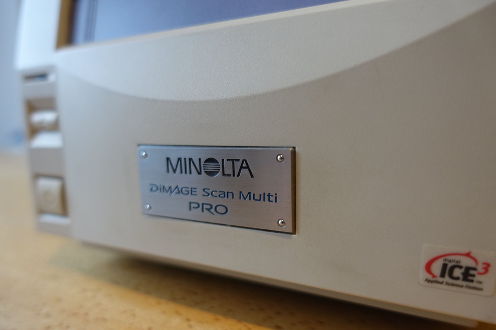 Profesjonalny skaner Minolta Dimage Scan Multi Pro - 7088307379 ...