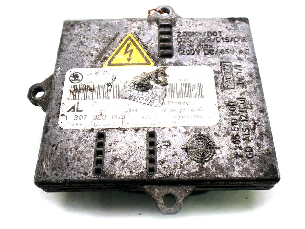 PRZETWORNICA XENON VW Golf IV 97-03 1307329069 - 6743802443 - oficjalne ...