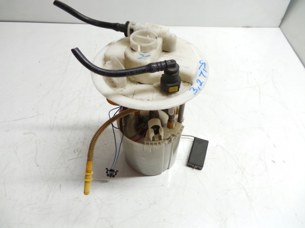 Pompa paliwa czujnik Alfa 159 3.2 JTS 55601673 - 7565448807 - oficjalne ...