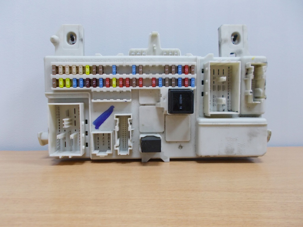 Moduł CEM Volvo S40 V50 C30 C70 30765015 - 7561620501 - oficjalne archiwum Allegro