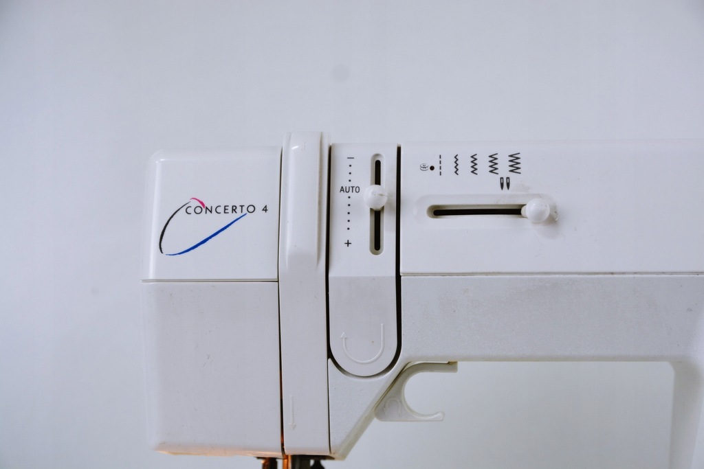 Maszyna do szycia Singer 9240 Sewing Machine - 7441354406 - oficjalne ...