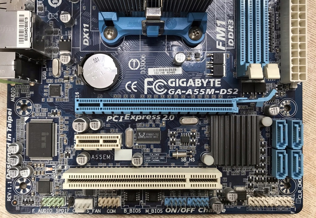 AMD ATHLON II X4 631 4x2,6 + GIGABYTE GA-A55M-DS2 - 7372078594 ...