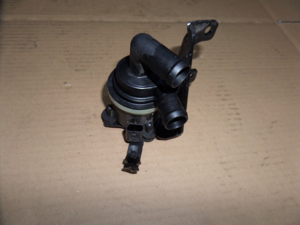 VW AUDI SEAT SKODA DODATKOWA POMPA WODY 5N0965561A - 6832121081 ...