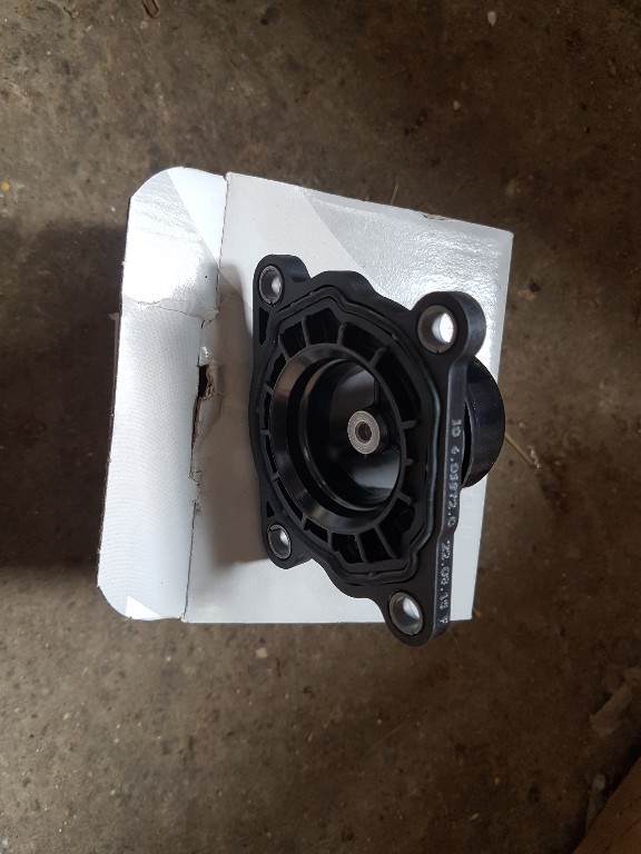 obudowa termostatu króciec BMW 11517805191 nowy - 7437326282 ...