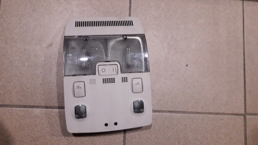 LAMPKA KABINY CZUJNIK RUCHU AUDI A3 8P 8P0951177 - 7563208649 ...