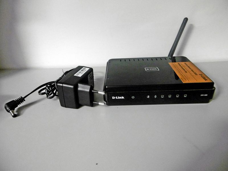 ROUTER D-LINK DIR-600 + KABEL INTERNETOWY - 7396262081 - oficjalne ... ROUTER D-LINK DIR-600 + KABEL INTERNETOWY - 7396262081 - oficjalne ...