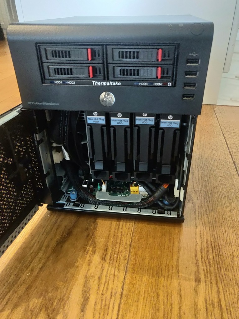 HP MicroServer N40L 16GB ECC! 9xHDD! Idealny NAS! - 7684448417 ...