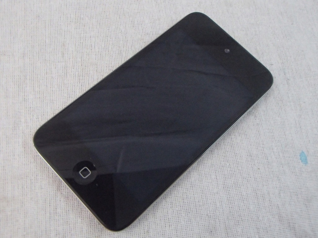 Apple iPod touch 4th gen. Model: A1367 8GB + etui - 7470909667 ...
