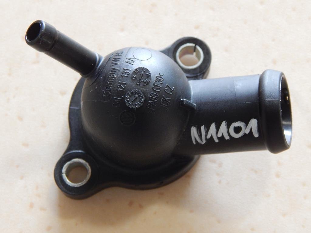 VW PASSAT B8 2.0 TDI KRÓCIEC WODY 04L121131AA 6414852581 - Allegro.pl